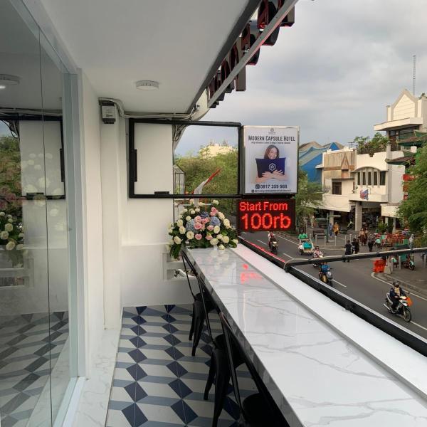 Rosalyne Sleepbox Malioboro 3 - Yogyakarta