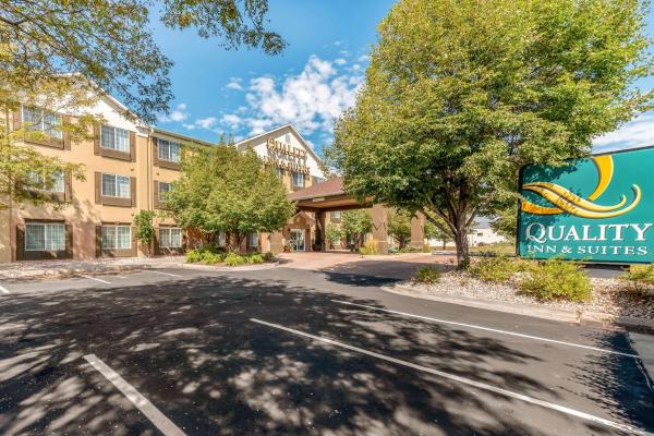 Quality Inn & Suites University Fort Collins - Fort Collins, CO