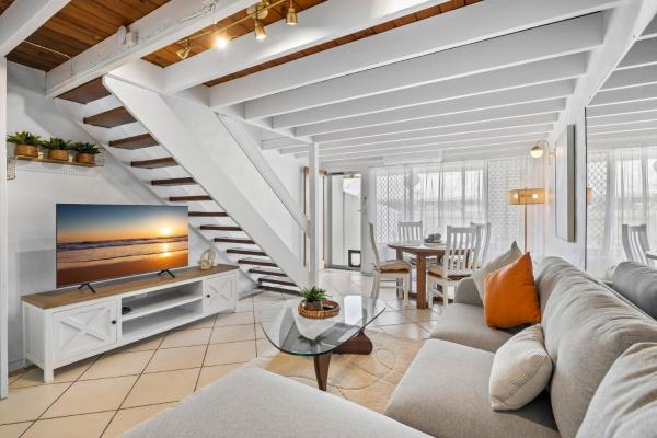 Chic 2-bed Cabin-style Home By Mooloolaba Beach - Mooloolaba