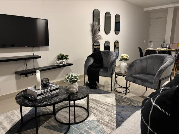 Orion Luxury Apartment Accommodation - Umhlanga