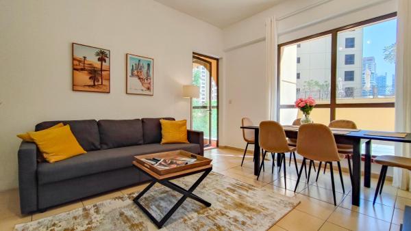Sunkissed Holiday Homes 4br On Jbr Beach - Egyesült Arab Emírségek
