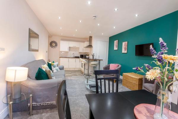 Apartment 1 The Keyes- Stylish & Spacious Apartment With Free Parking - York, UK