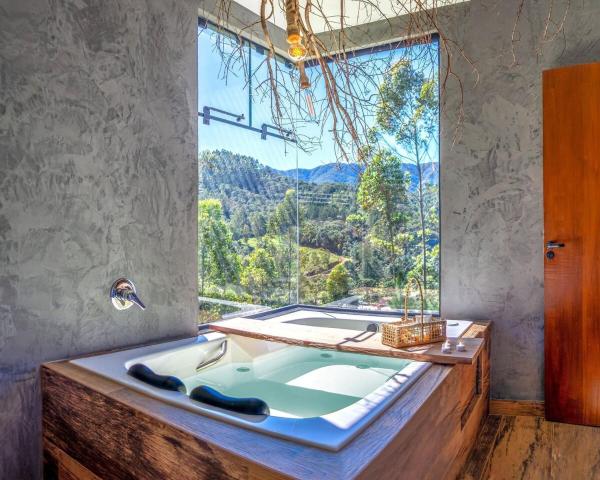 Chalé Romântico Super Privativo Com Hidro E Café - Santa Catarina (estado)