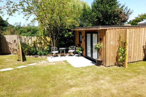 Cosy Garden Studio In Wimborne With Parking - Poole