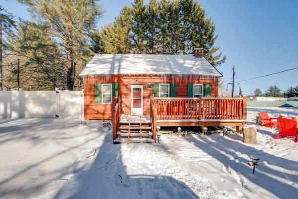 The Rustic Cabin - Pocono Mountains, PA