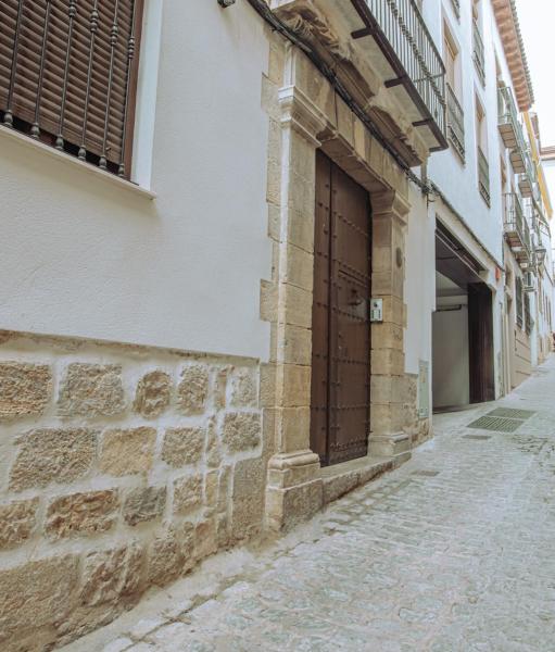 Apartamentos Turísticos Pilaria - Torre del Campo