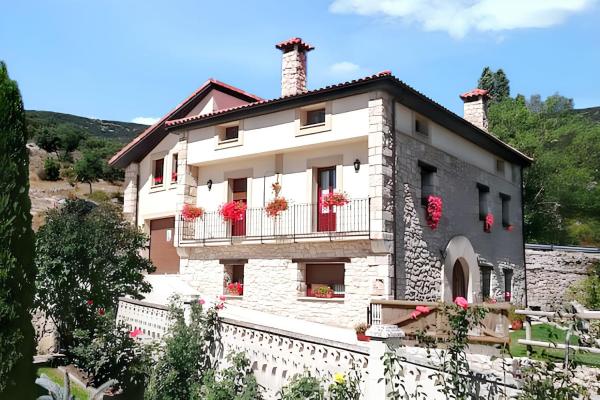 Spacious House In Merindad De Valdivielso - Medina de Pomar