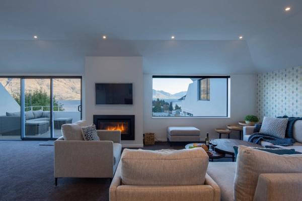 Villa Awa- Lake Views- Bbq- Ac- Garage - Queenstown