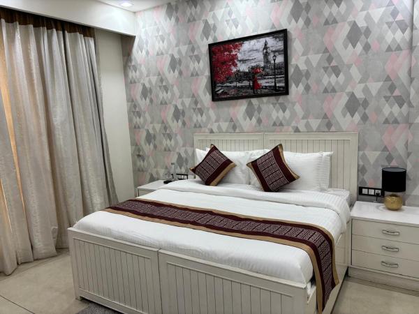 Tim Stayz Dehradun - Dehradun
