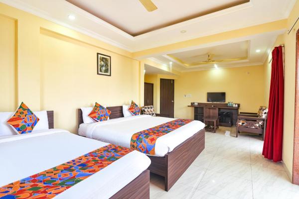 Fabhotel Sai Swastik - Nr Deltin Royale Casino - Goa