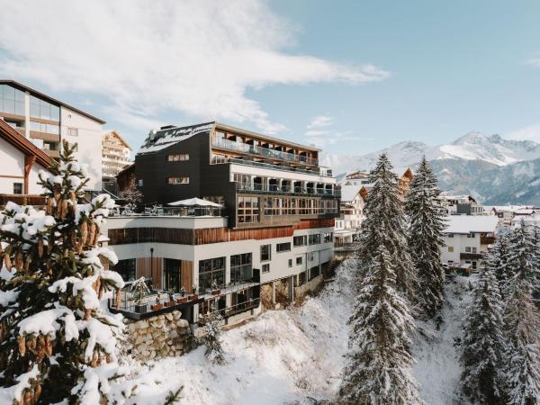 Alfa Hotel - Fiss