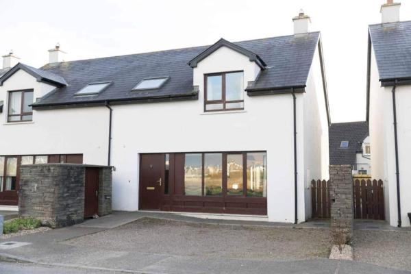 Charming 3 Bedroom Holiday Home - Lahinch