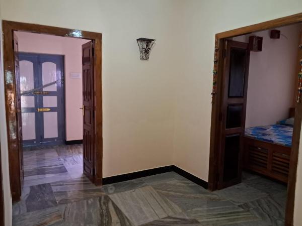 Room 3 In Orange Homestay - Thanjavur