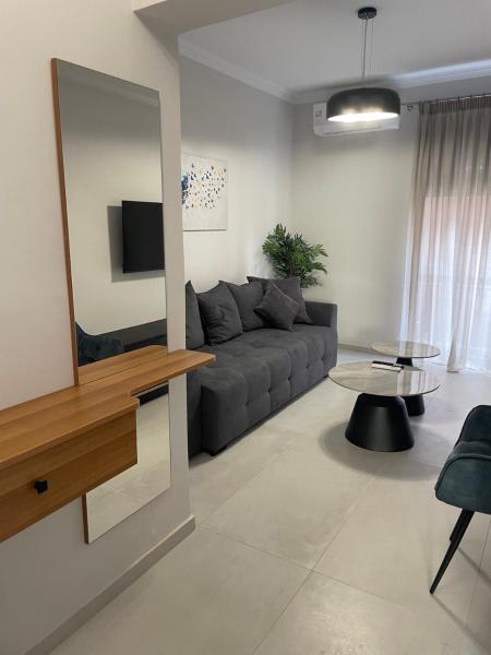 Christie's Luxury Apartments - Превеза