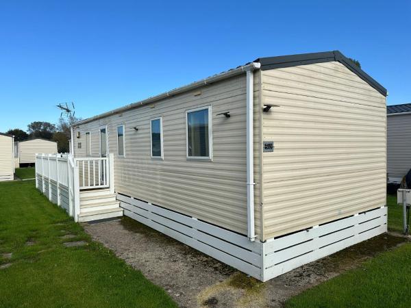 Cosy 3 Bedroom Caravan In South Cerney - Cotswolds
