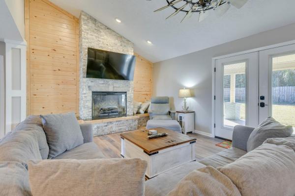 Walk To Gulf Tranquil Home With Yard In Pcb! - Alys Beach, FL