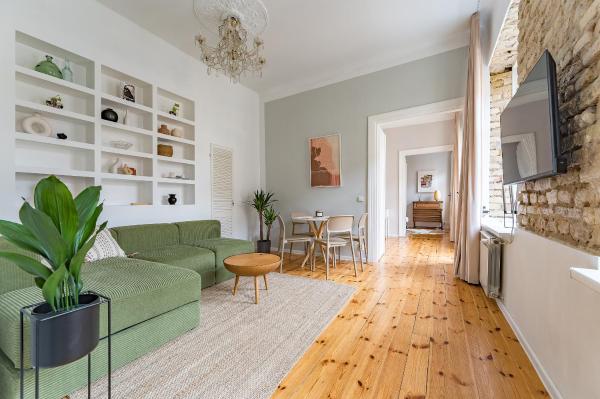 Next To Cathedral Square, Stylish 2bd Gem, Skapo St - Vilnius