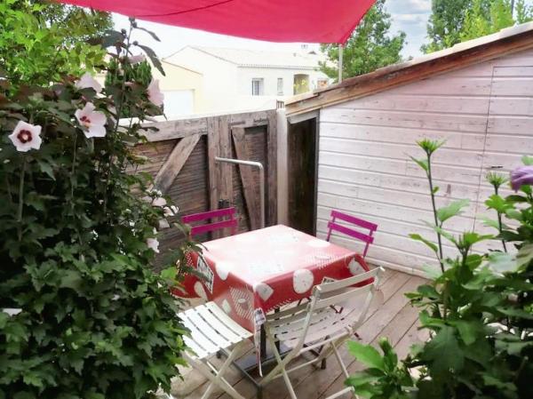Maison Charmante à La Rochelle Avec Jardin - Île de Ré