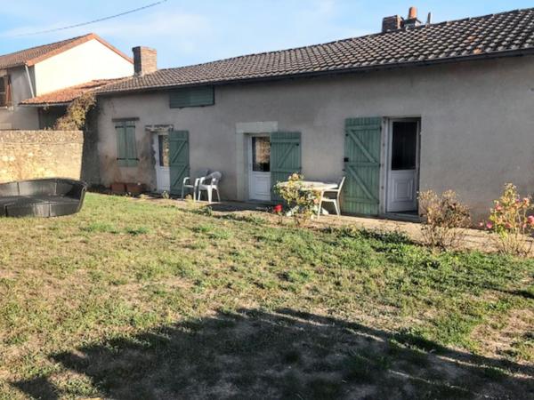 Charmante Maison à Mouterre-silly Avec Jardin Et Terrasse - Loudun