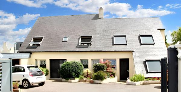 Maison Moderne à Saint-pol-de-léon Avec Jardin Privé - Carantec