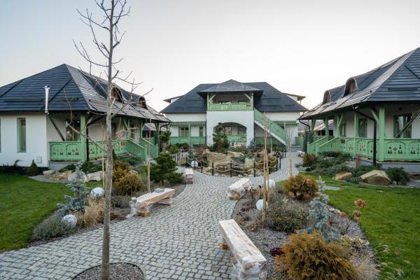Ograda Humulești - Romania