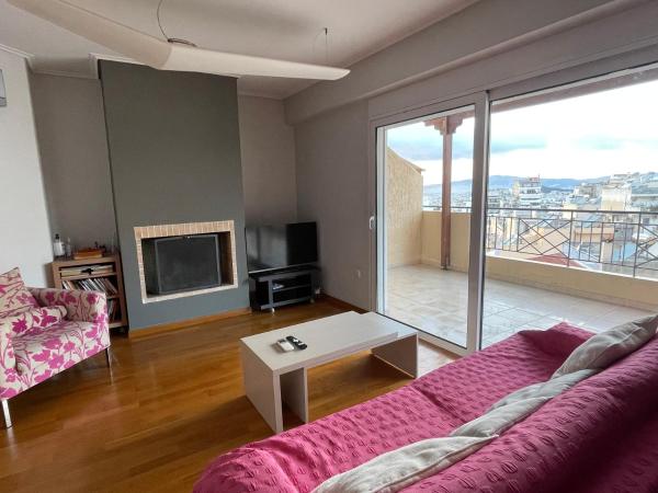 ΔΙΑΜΕΡΙΣΜΑ ΜΕ ΘΕΑ - Athens