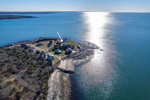 Pocasset Family Retreat Ocean View - Massachusetts