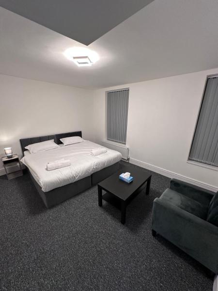 Modern Two-bedroom Apartment - Stockport