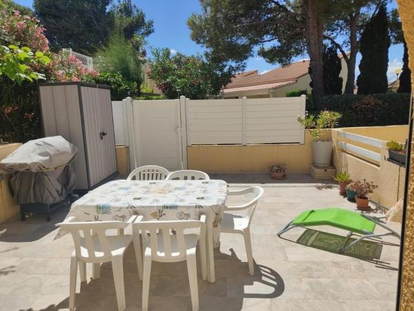 Appartement T2 Climatisé à Gruissan - Piscine, Plage, Parking & Terrasse - Idéal Familles 4/5 Pers. - Fr-1-796-45 - Gruissan