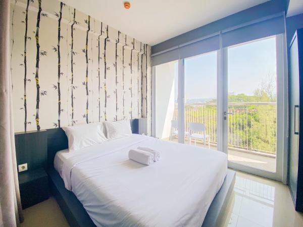 Homey 1br Apartment At Dago Suites By Travelio - Bandung