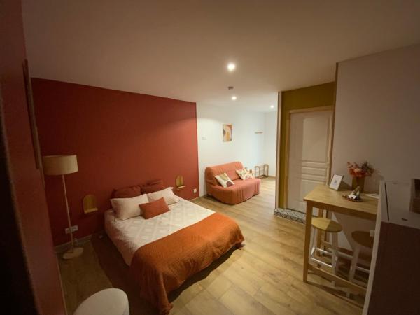 Chambre- Indépendant Et Autonome - Artenay