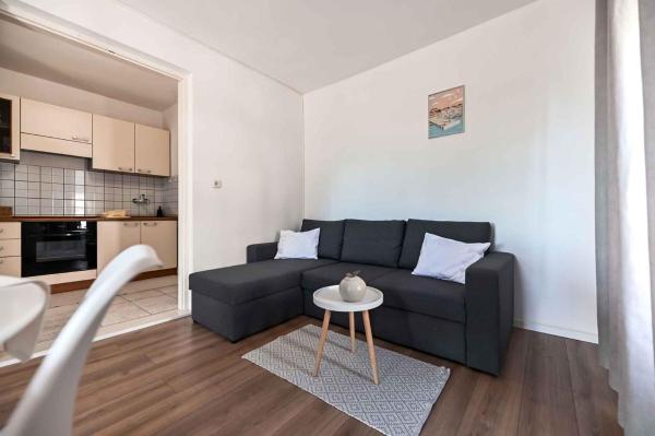 Apartments In Biograd Na Moru 8034 - Biograd na Moru