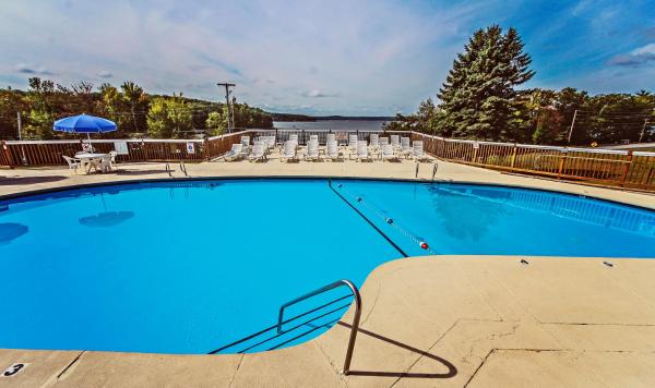 Tanglwood Resort - Lake Wallenpaupack, PA