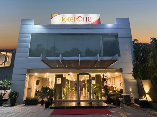 Hotel One The Mall, Lahore - Lahore