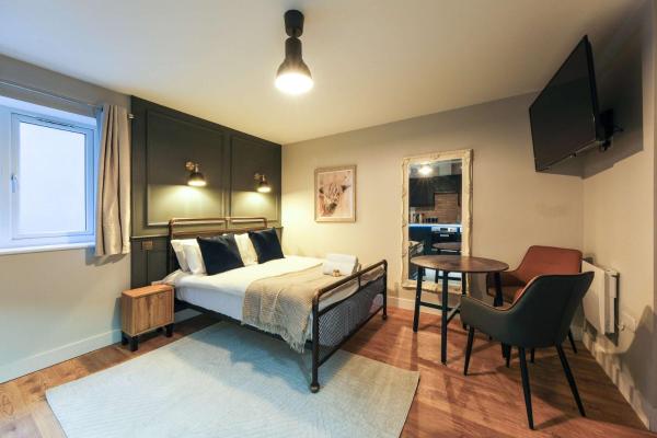 The Willow - Studio 28 - Bristol