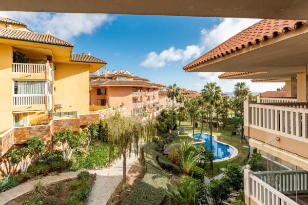 Malagasuite Higueron Sport Club&pool - Fuengirola