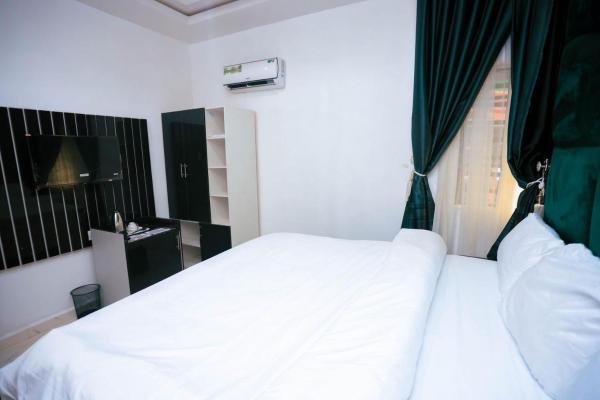 Cupid's Corner Luxury Hotel And Apartments - Benin City
