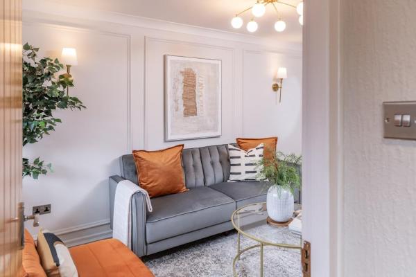 Stunning 2 Bed House Near Solihull For Long Stays - 10 Mins From Nec Hs2 Bhx - Guernsey