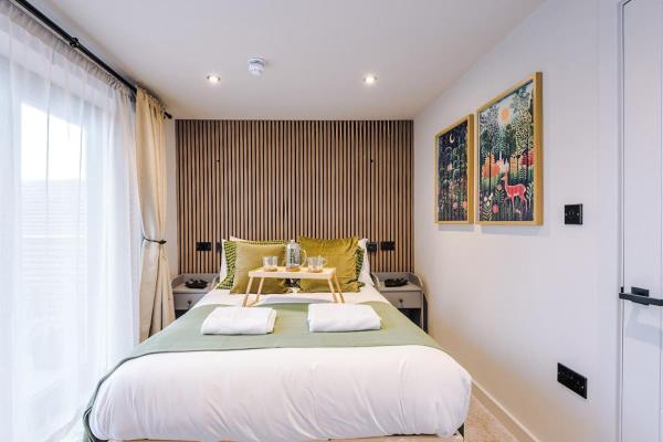 Elegant 2-bedroom Apartment With Luxury Patio Area - Llandudno