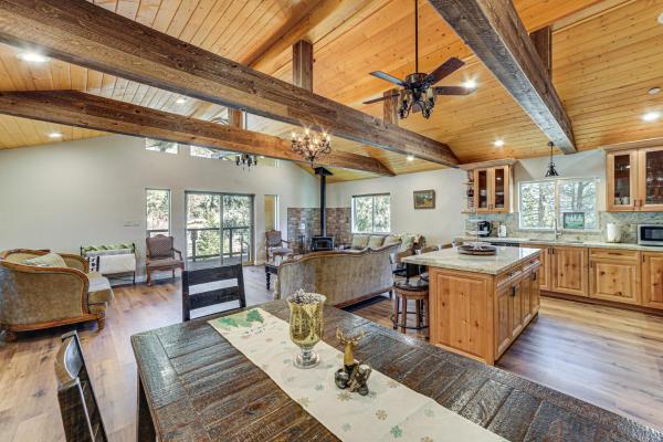 Cozy Pine Mountain Club Cabin With Large Deck - Ventura County, CA