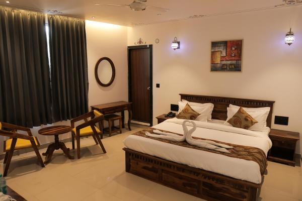 Hotel Paras Chittorgarh - Chittorgarh