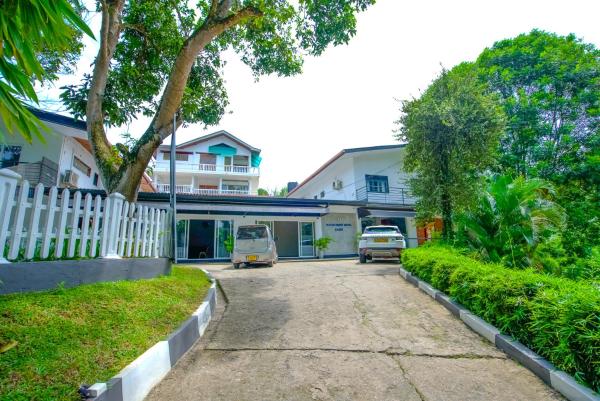 Water Front Hotel - Kandy - Kandy