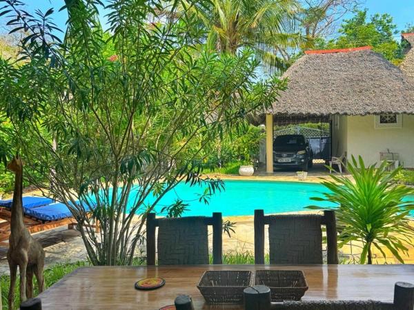 Villa Maridadi 3 Bedrooms With Pool - Diani Beach