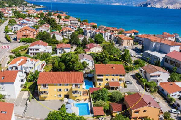 Apartments With Swimming Pool Baska, Krk - 18785 - Kroatien