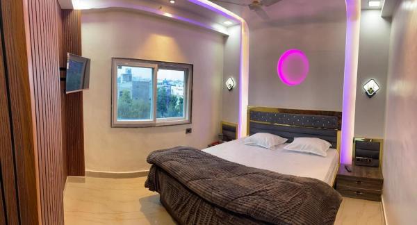 Shri Radhey Krishna Home Stay - Mathura