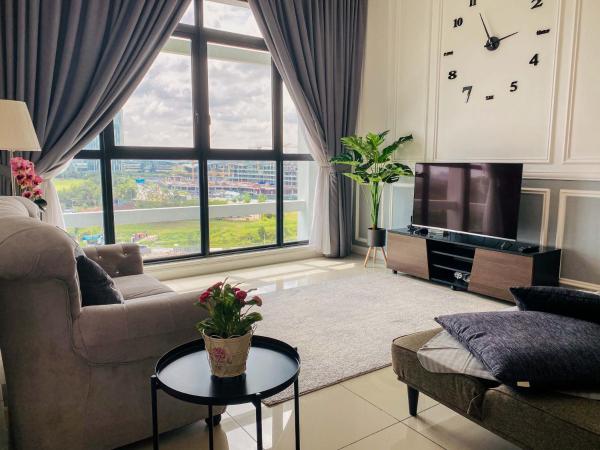 Condo Ioi City Mall Putrajaya, 3 & 2 Bedrooms, Near To Hospital Serdang, Upm, Uniten - Cyberjaya