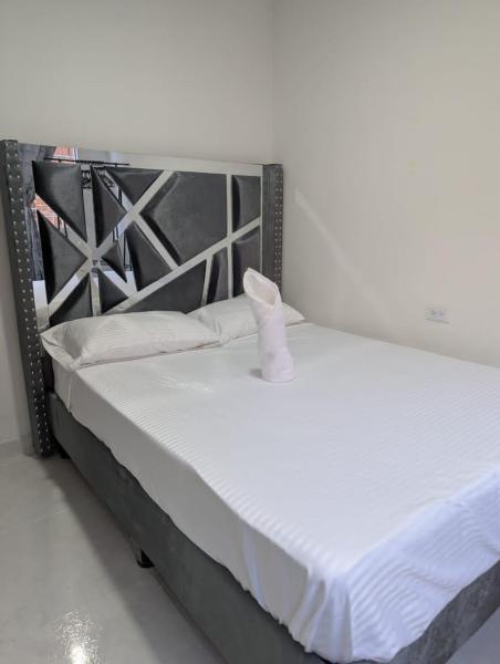 Apartamento Supremamente Espacioso Cali 2do Piso - Cali