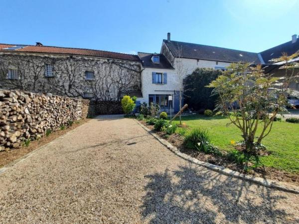Charmant Gîte à Montainville Avec Jardin, Terrasse Et Tv - Fr-1-527-81 - Château de Thoiry
