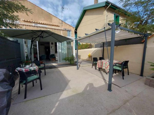 Appartement 3 Pièces Avec Terrasse, Clim Et Wifi, Proche Plage Et Commerces - Fr-1-423-312 - Vias