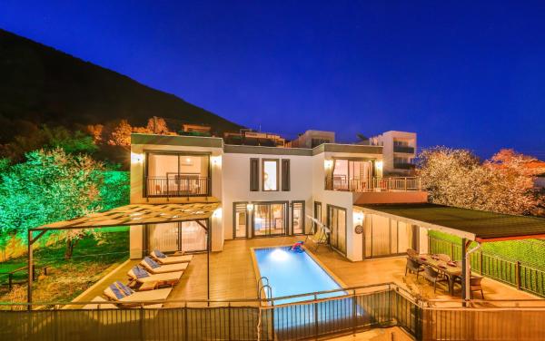 Villa Alpanos ÇUkurbağ Köyü Kaş Antalya - Kaş